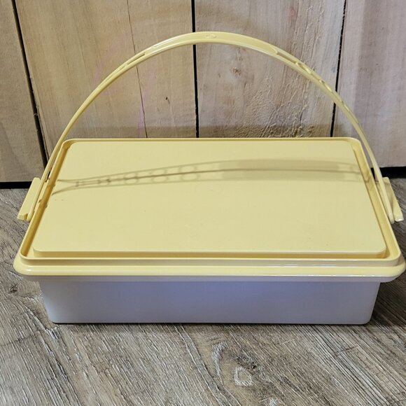 Tupperware | Kitchen | Tupperware Cake Carrier | Poshmark